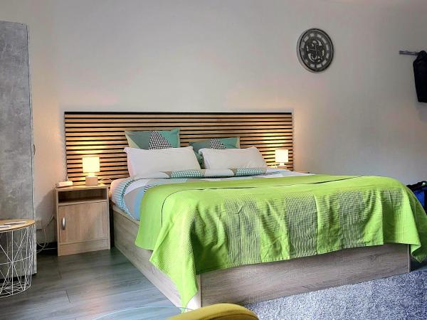 Happy Studio 64 St Louis - Ibis Aéroport Bâle Mulhouse