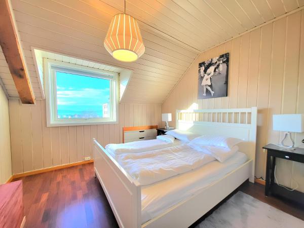 Sunset Penthouse, Fjord View & Parking - Noorwegen