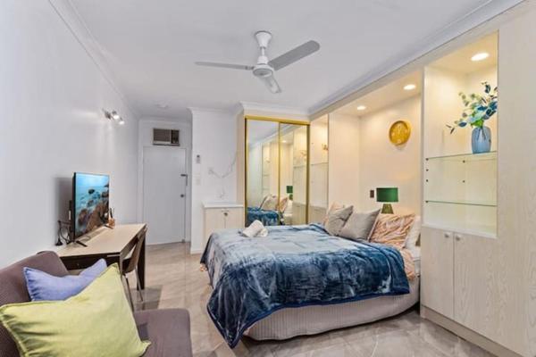 Entire Holiday Apartment - Cairns