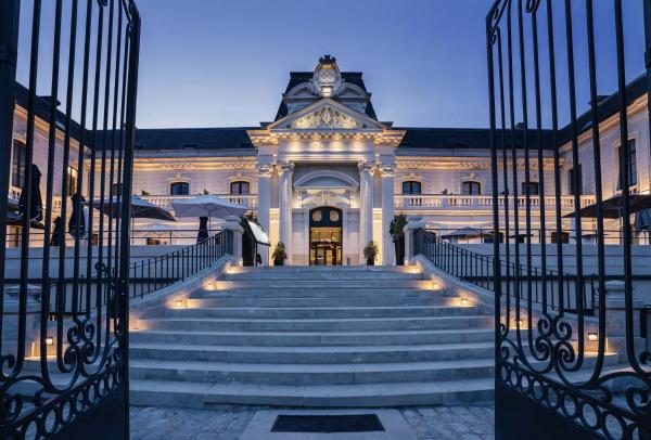 Best Western Premier Hotel De La Cite Royale - France