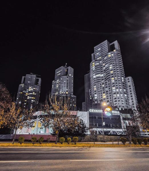 33rd Floor Twin Apartments & 7th Floor Apartment In Cevahir Sky City Complex With Pool, Spa, Fitness And Parking Included In Price - Skopje