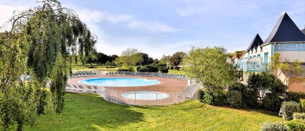 Alouette Piscines Chauffees - Talmont-Saint-Hilaire