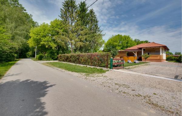 3 Bedroom Cozy Home In Stari Brod - Kroatien