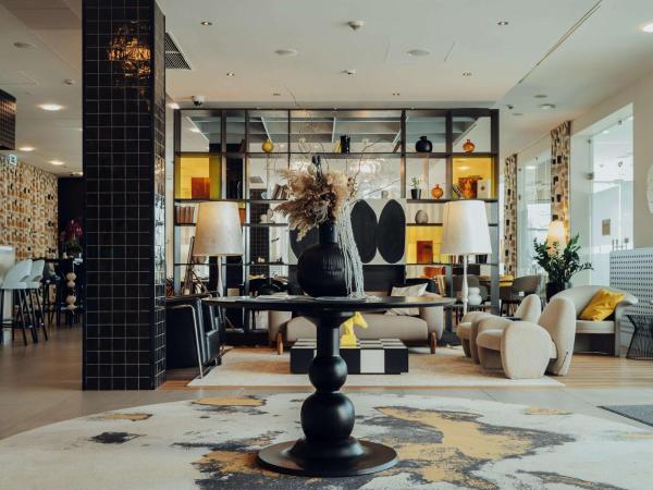 Ibis Styles Warszawa Airport - Warsaw