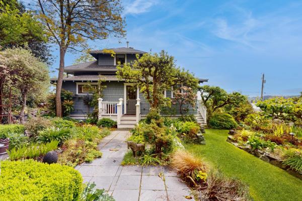 Soundfront Serenity - Poulsbo, WA