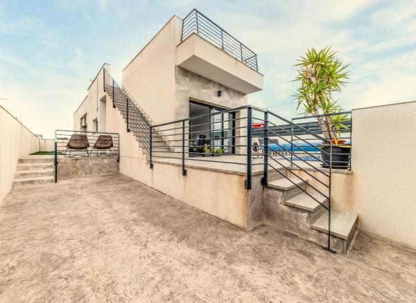 Villa Armonia - Heated Pool - Countryside Charm - By Oyoostays - Algorfa