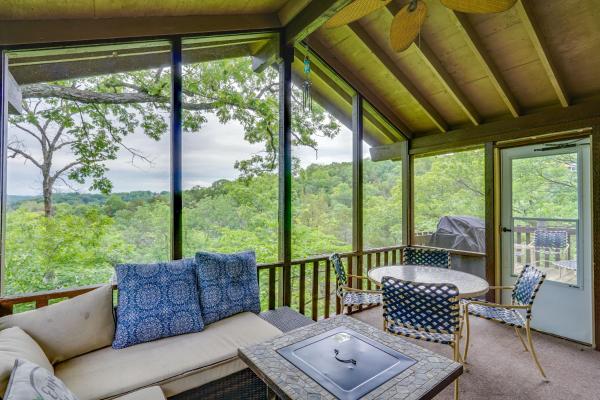 Lake-view Margaritaville Retreat With Screened Porch - United States