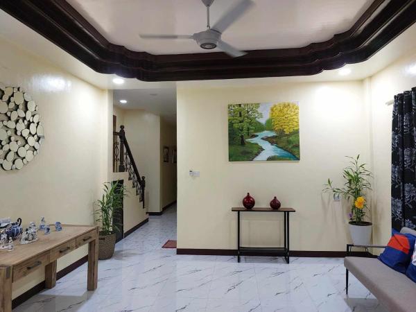 T&j Guest House -