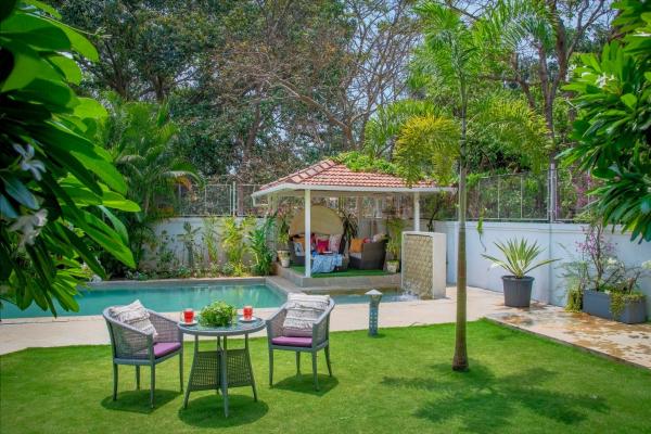 Saffronstays Sweet Mango - 4br Goan Villa With Private Pool, Mango Garden, Bar Gazebo & Vibrant Interiors Near Beaches - Goa
