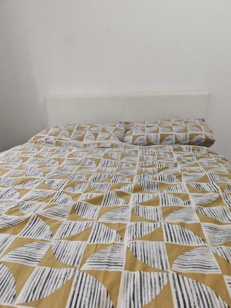 Spacious Flat With Free Parking In Croydon - Londra