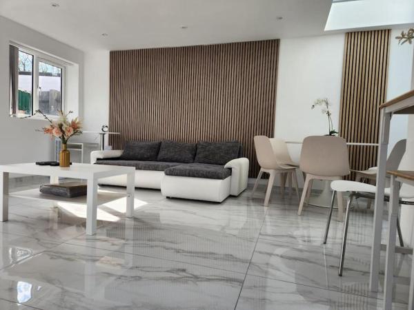 Spacious And Bright One Bedroom Apartment - 옥스퍼드