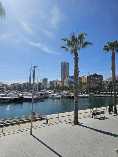 Apartamentos Turísticos Kenzamin - Alicante