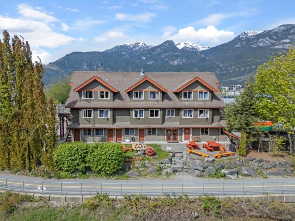 Squamish Adventure Inn - British Columbia