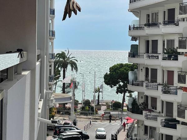 Plage Luxe Collé à L’hôtel Martinez - Biot