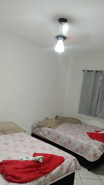 Casa A 300 Metros Do Santuário - Taubaté
