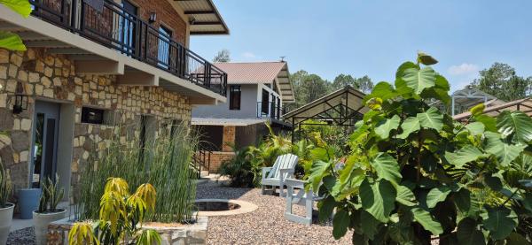 Tinyhouses And Tropical Gardens - Honduras