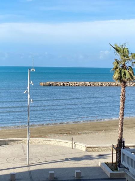 As23993 - P2 Centre Ville - Parking Privé Et Wifi - Aigues-Mortes