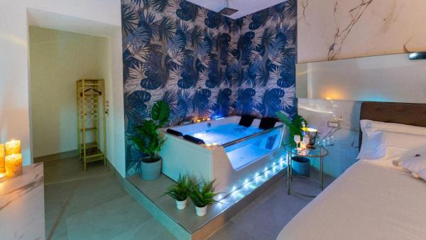 Mazzini Luxury Jacuzzy Suite Catania - Catania