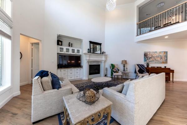 Family Home Near Lake & Local Parks - Little Elm