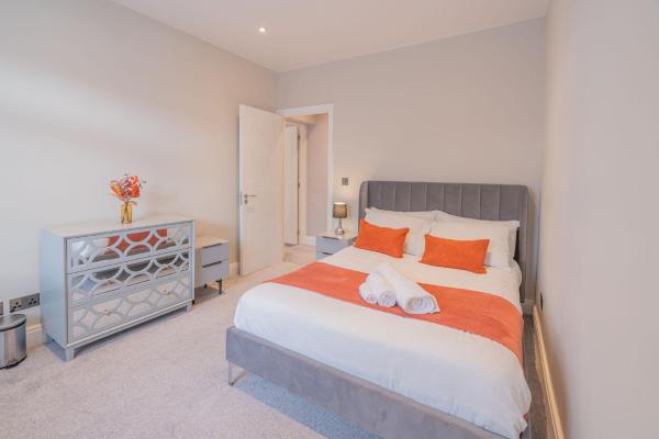 Spacious 3br Home By D3 Short Stay, Sleep 9, Free Wifi & Parking - Londres