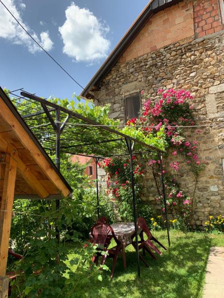 Guest House Ulaj - Montenegro