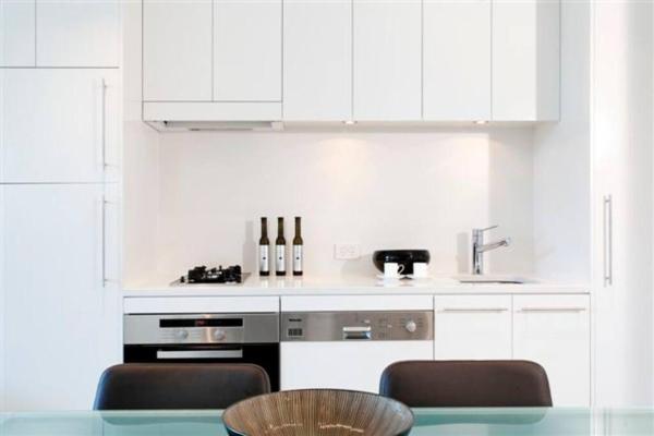Perfectly Located Crows Nest Apartment C404 - North Sydney