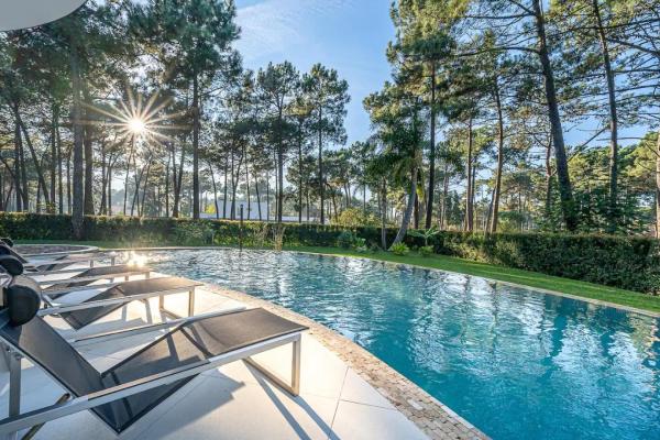 5br Golf & Pool Villa In Caparica | By Airnest - Barreiro
