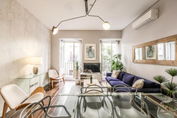 Luxury Apartment In Puerta Del Sol Madrid - Madrid