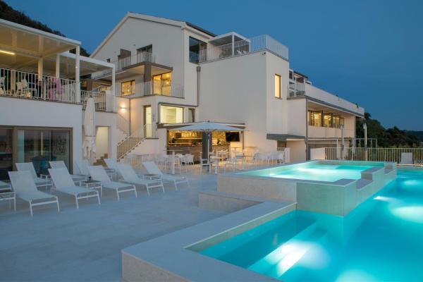 Zlatni Zalaz,apartments,supetarska Draga - Lopar