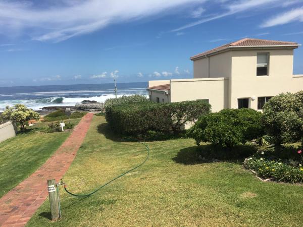 Oceans Edge - Hermanus Beach Club - Hermanus