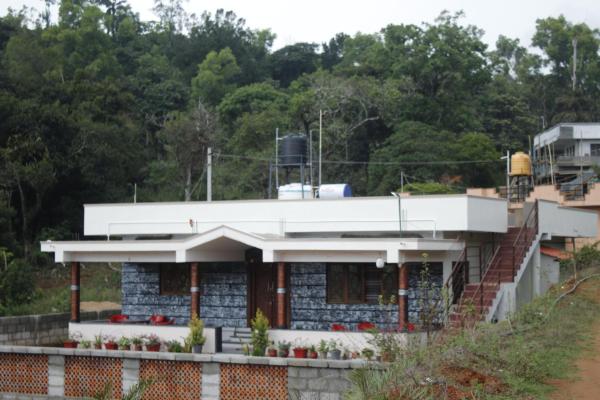 Coorg Windyside Homestay With Campfire Paid - 果達古縣