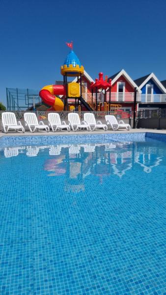 Morza Szum Basen Z Podgrzewaną Wodą, Boisko, Rowery - Sarbinowo