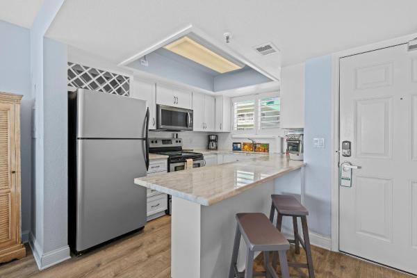 Updated Oceanfront Condo! Pool, Beach & Steps From Flagler Ave - New Smyrna Beach, FL