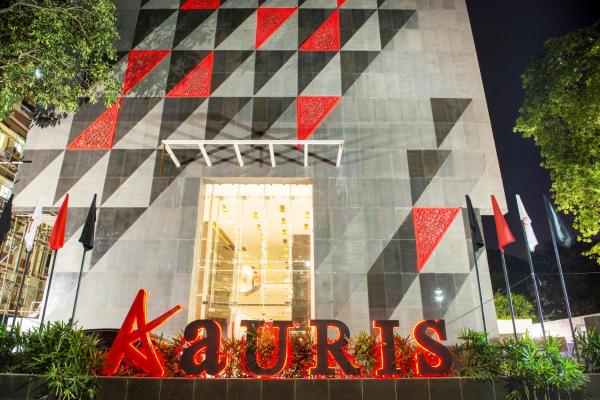 Aauris - Calcutta