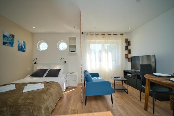 Studio Climatisé Refait à Neuf - Villeneuve-Loubet