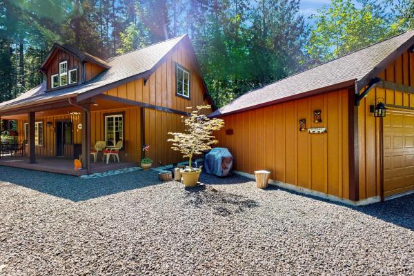 Fireside Escape At Lake Cushman - Hoodsport, WA