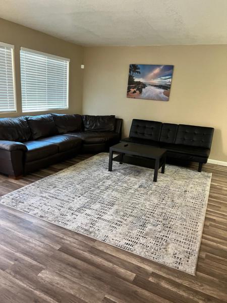 Quiet 1bed,1bath Condo With Free Parking - Fresno, CA
