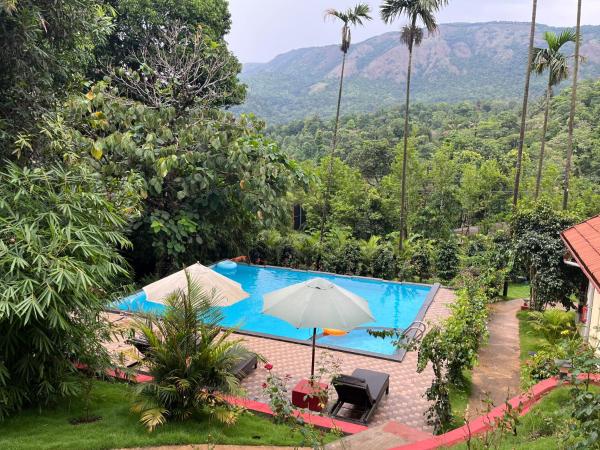 Hill Crest Resort - Coorg - Kodagu