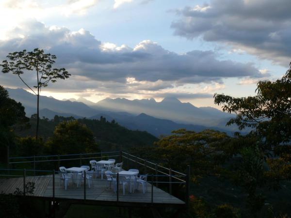 La Esperanza Bird Lodge And Reserve - Andes