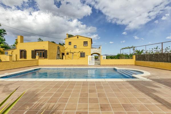 Les Cabretes Vilanova De La Muga - Peralada