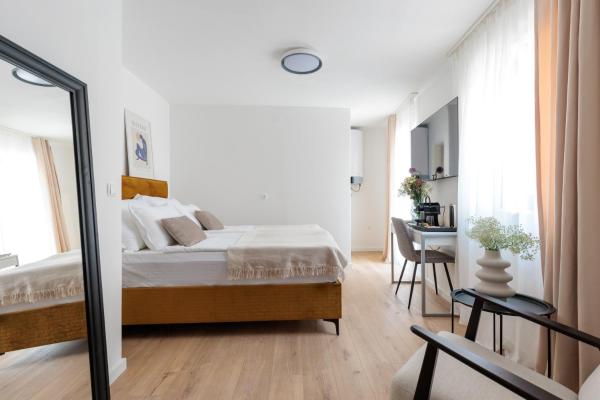 Barbara Ii - Luxury Rooms With Balcony - Zadar