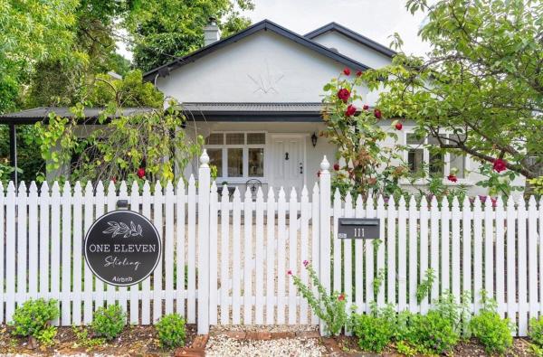 One Eleven Stirling - Mount Barker