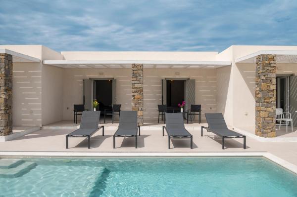 Amouage Studios - Paros