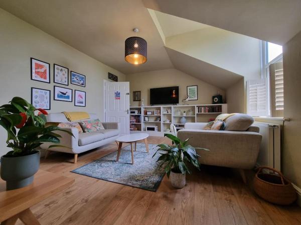 Contemporary Apartment In Cromer - Cromer