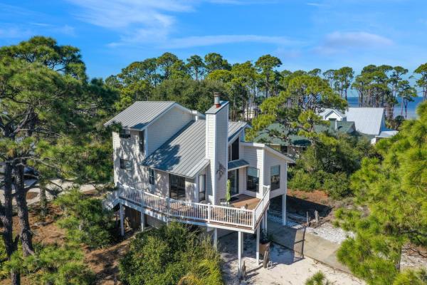 A Swell Life By Pristine Properties Vacation Rentals - Cape San Blas, FL
