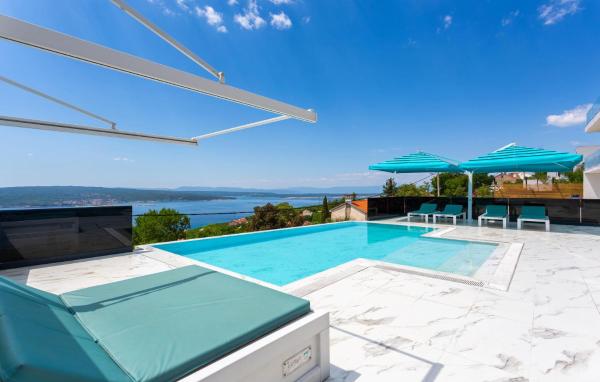 Gorgeous Home In Crikvenica With Sauna - Selce