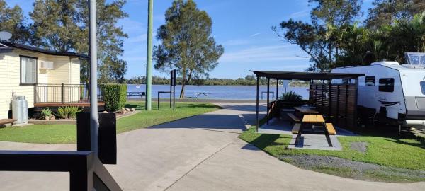 Browns Rocks Caravan Park - Maclean