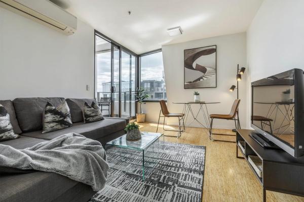 Vaquay Verge In Brunswick East - Brunswick