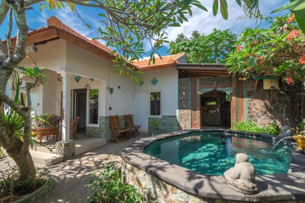 Rumah Kristal Near Lovina - Munduk