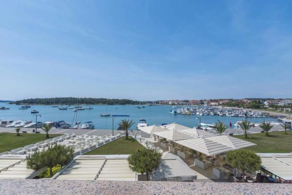 Apartments Riva - Medulin